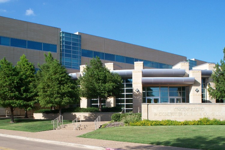 Your Guide to Touring the Top Universities in Dallas | GOGO Charters