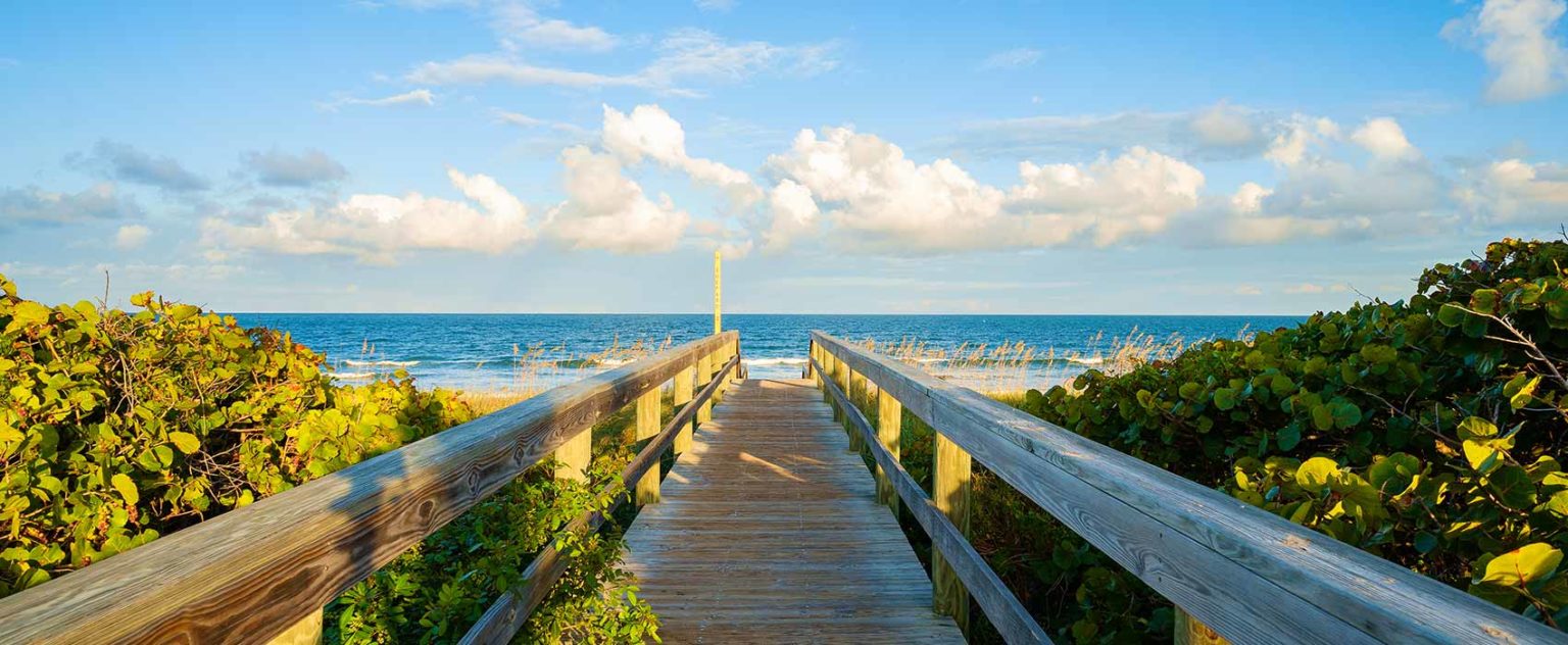 25 Affordable Warm Weather Destinations in the U.S.